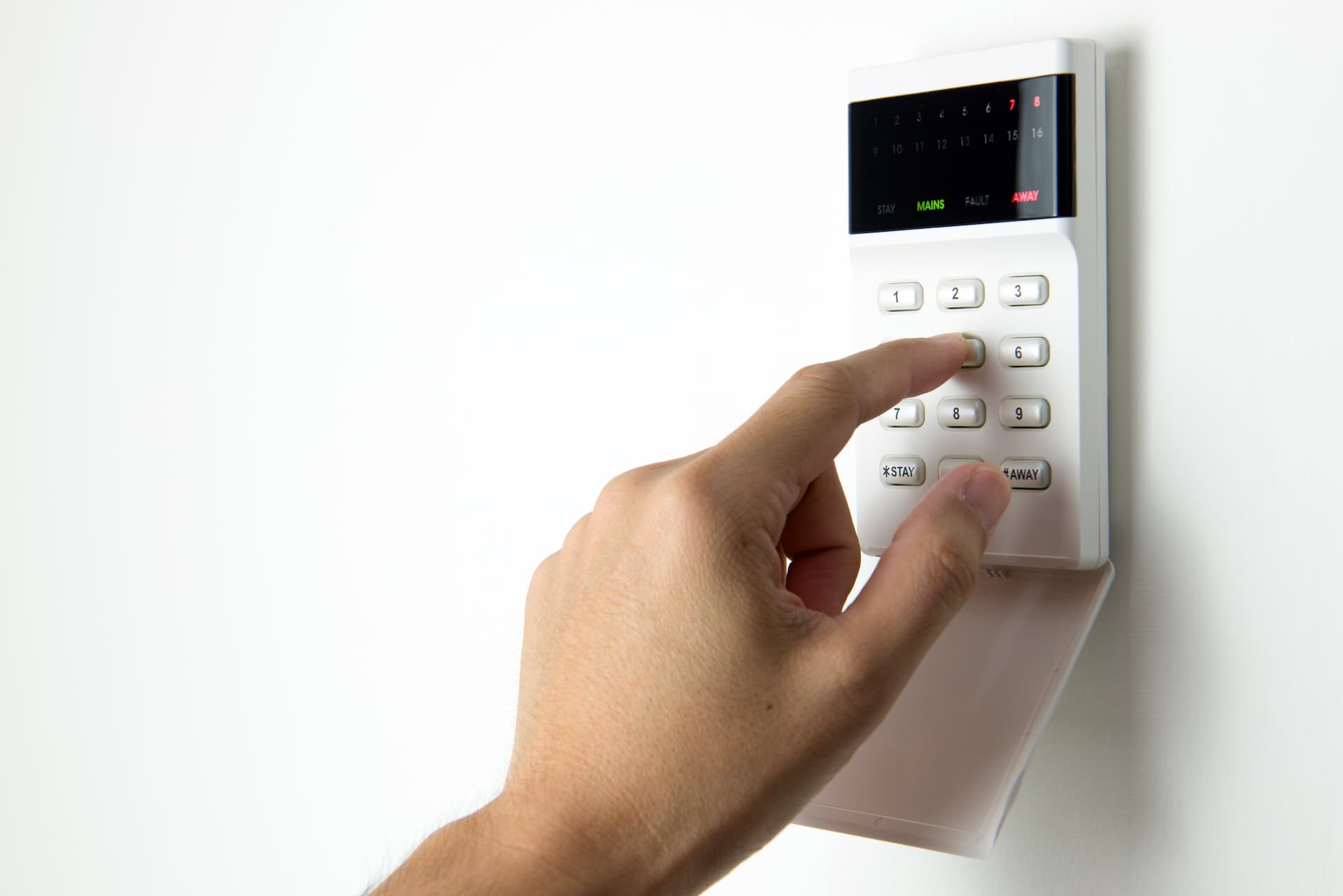 Cómo activar y desactivar una alarma | Viserco Seguridad Cómo activar y desactivar una alarma | Viserco Seguridad